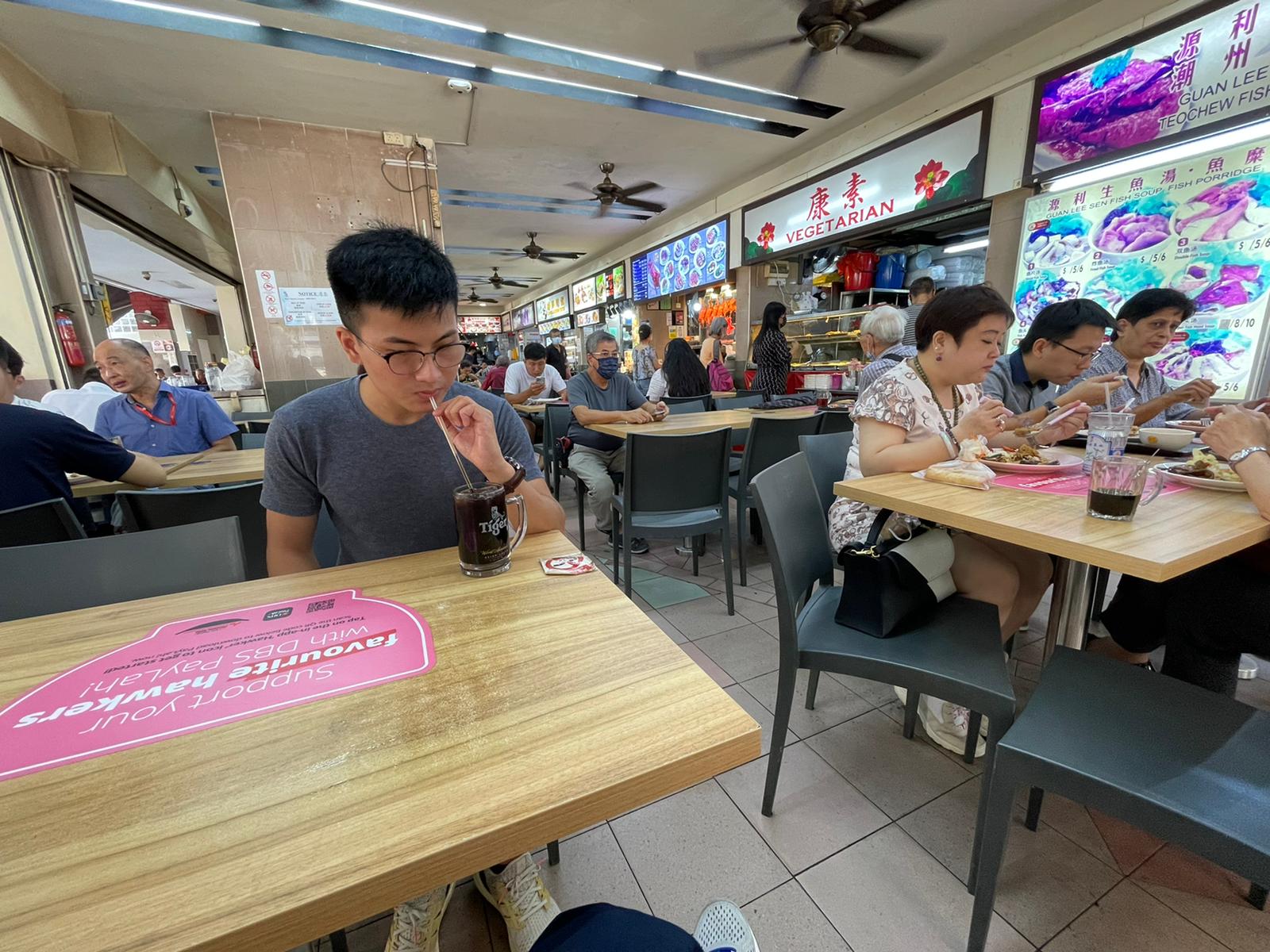 4 Benefits of Coffee Shop or Tabletop Advertising in Singapore - TPM